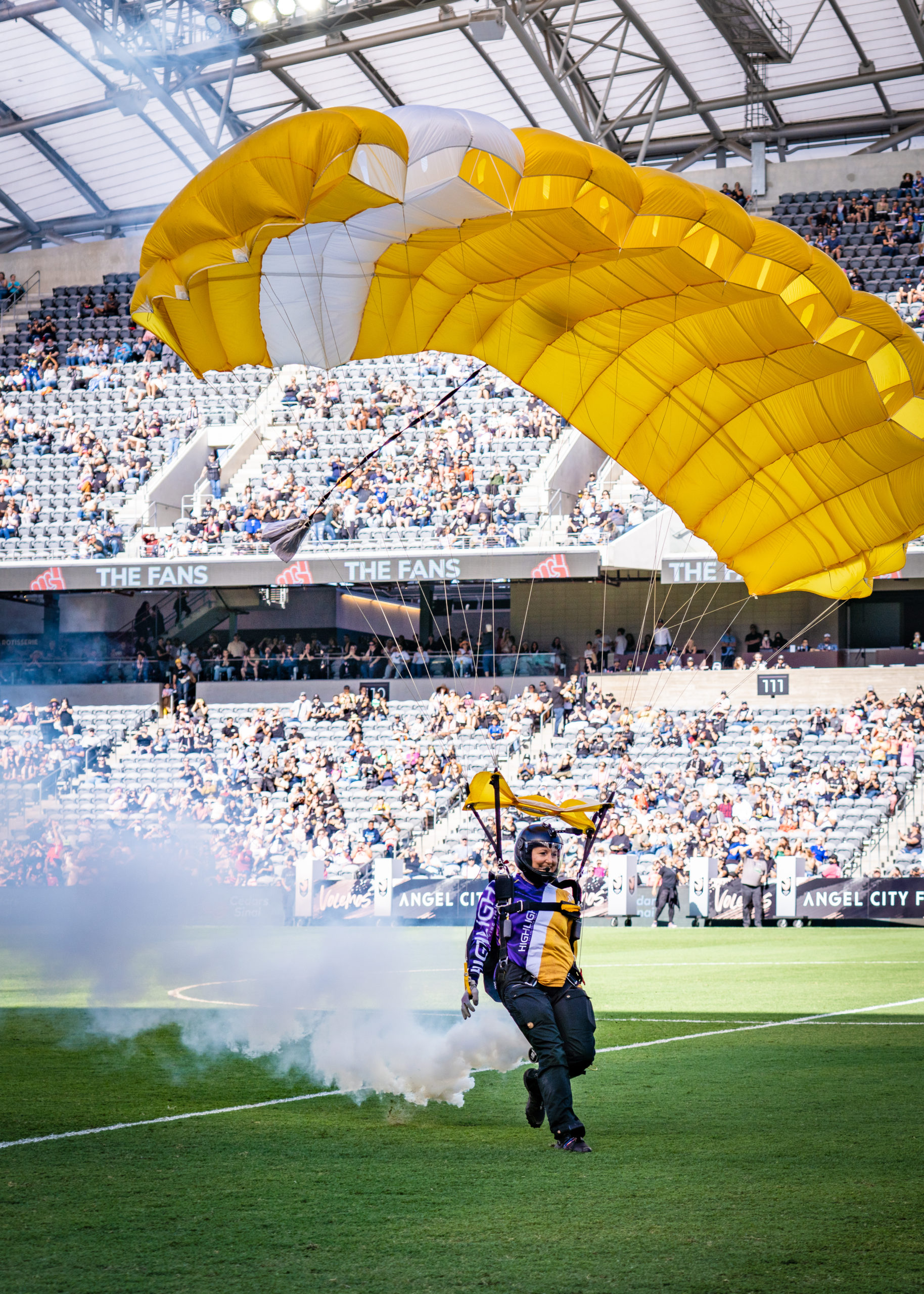 Angel City FC field (and sky) taken over by Highlight Pro Skydiving ...